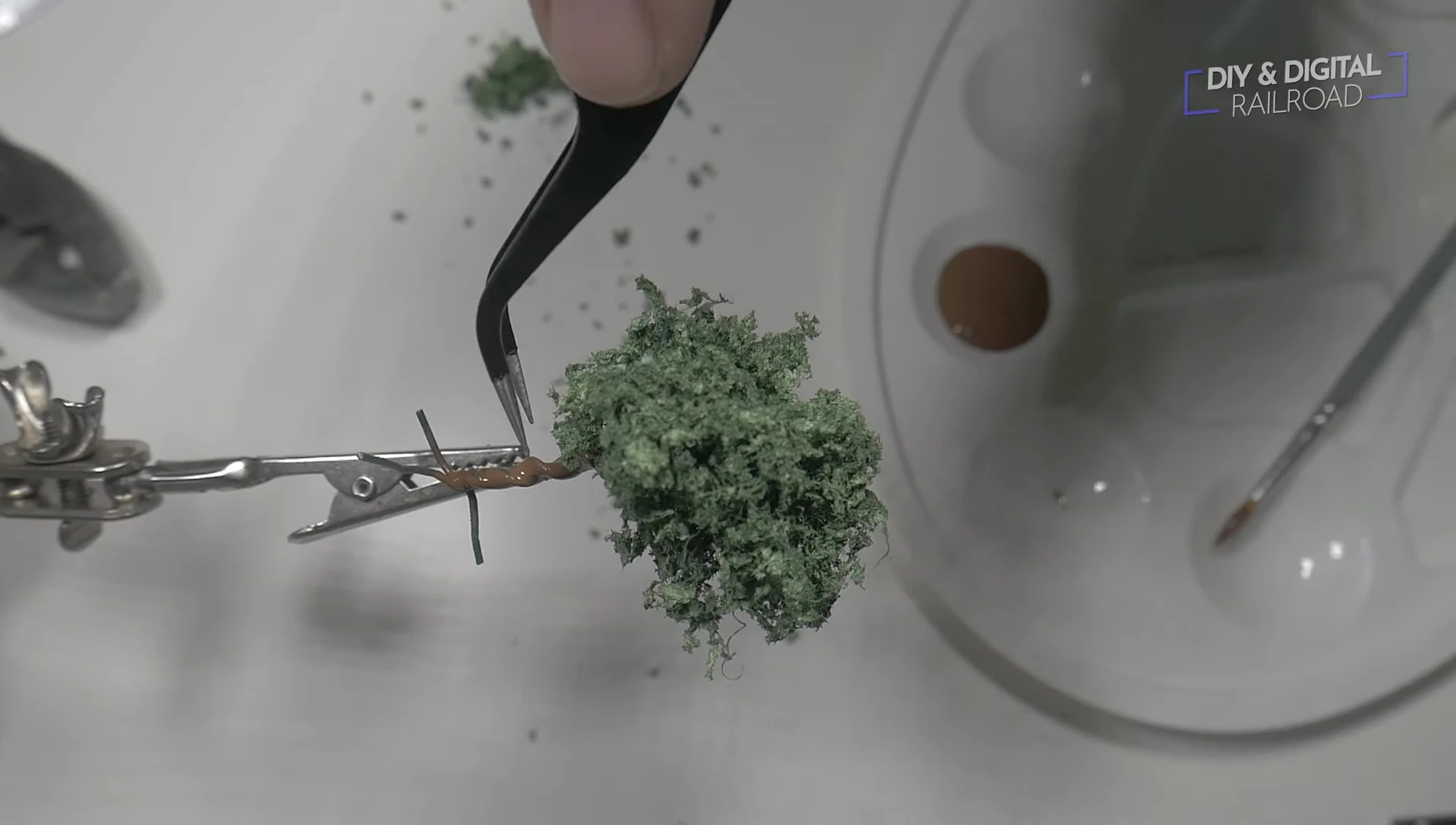 DIY Budget Scenery: Transforming Sponges into Realistic Ground Foam and ...