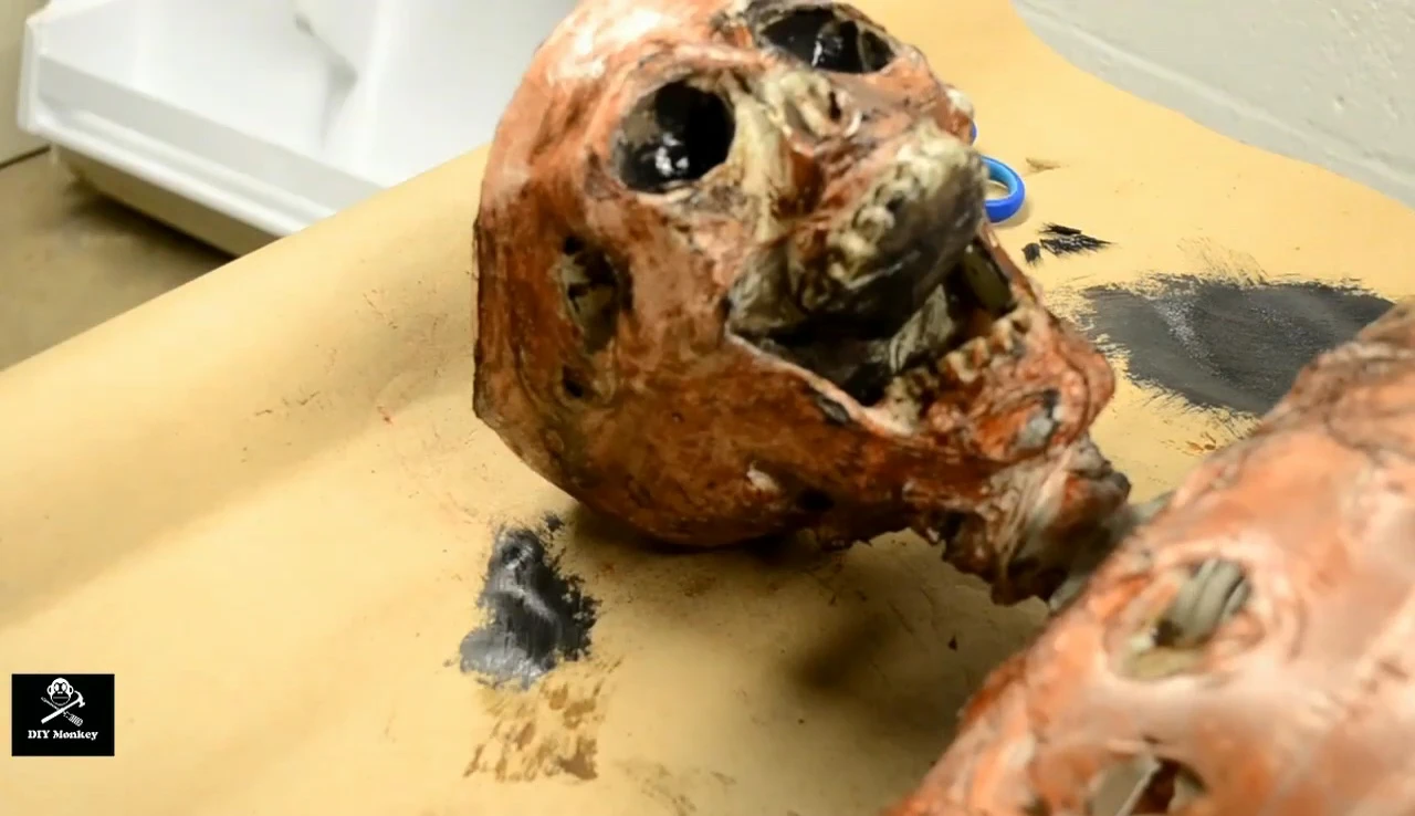 DIY Realistic Halloween Skeleton Prop: Shrink Wrap & Paint Technique